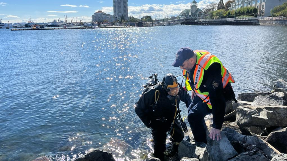 RCMP dive team searches for evidence in connection to fatal stabbing at ...