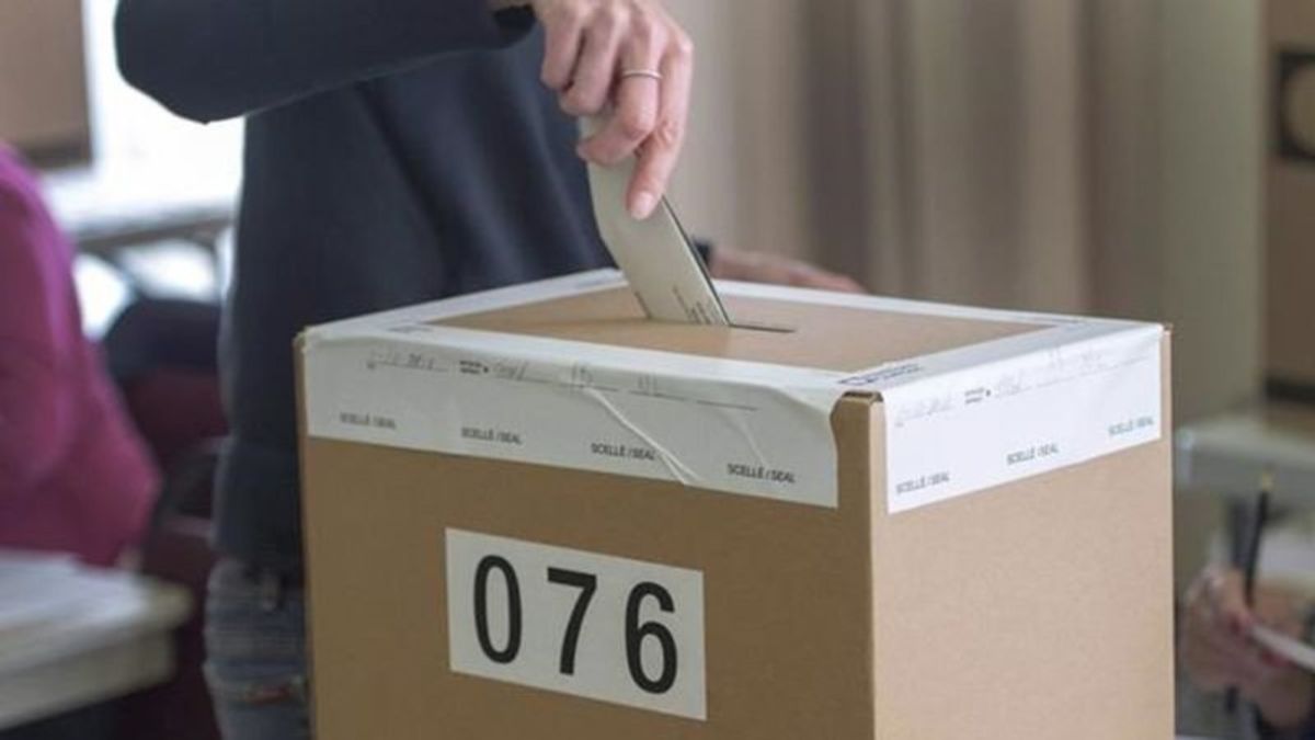 ‘We saw what happened in Ontario’: Quebecers urged to vote in ...
