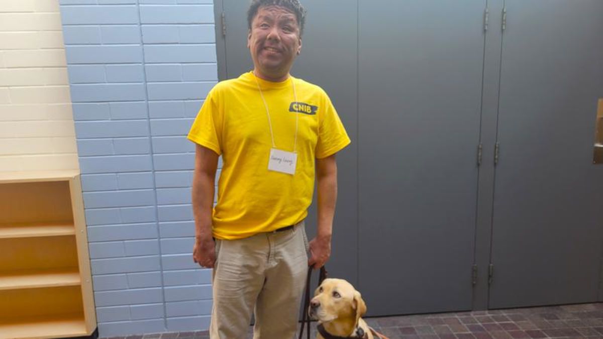 ‘Blindness doesn’t mean impossible:’ support group helps people with ...