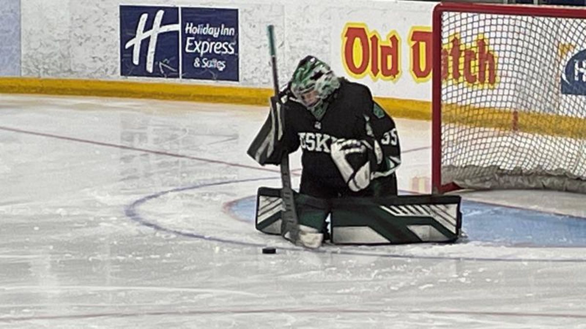 The goalies were the stars in overtime game at Merlis Belsher Place ...