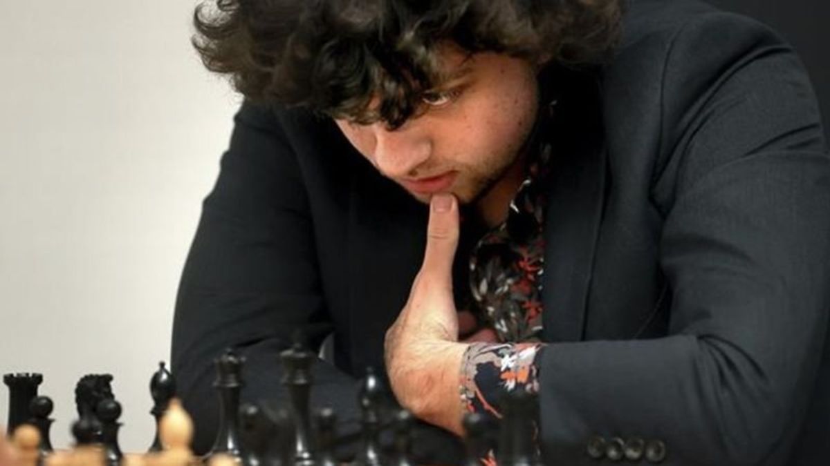 Chess star Hans Niemann sues over cheating allegations | paNOW