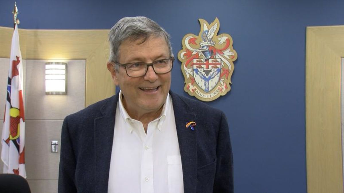 Ken Christian prepares to leave office after 29 years of service to ...