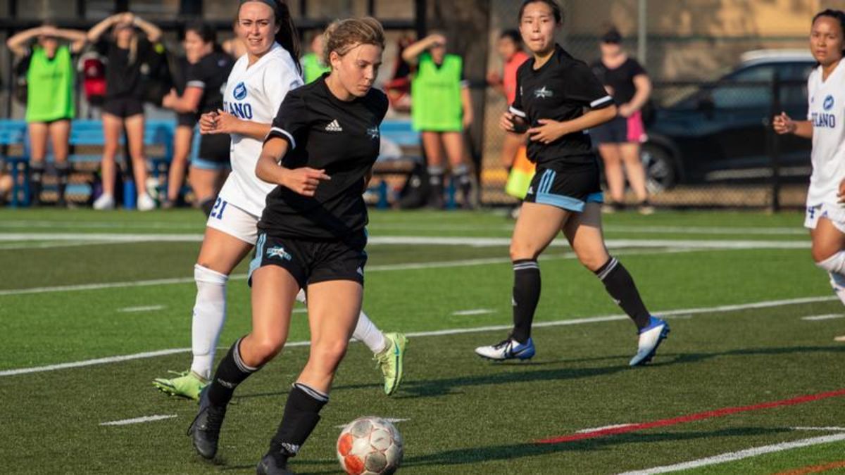 Mariners soccer teams bound for PACWEST provincials | 106.9 The Wolf