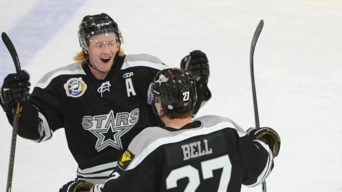 Stars top Broncos 5-2 in heavyweight tilt | battlefordsNOW