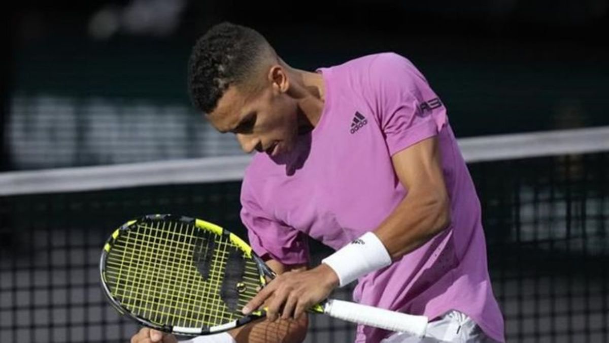 Auger-Aliassime continues scorching season-ending run with win over Tiafoe in Paris | paNOW