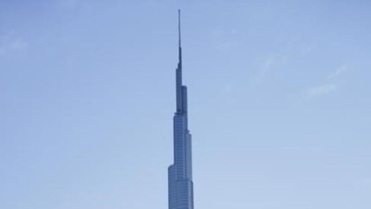 Dubai fire races up high-rise near world’s tallest building | EverythingGP