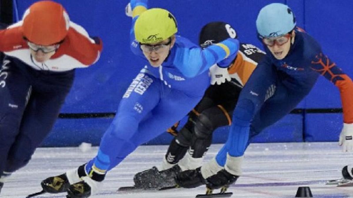 Three local speed skaters impress at competition in Calgary ...