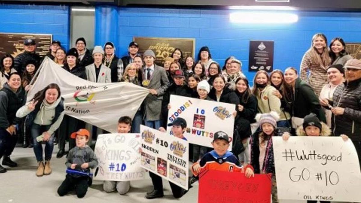 Red Pheasant shows support for Oil Kings’ Wuttunee | battlefordsNOW