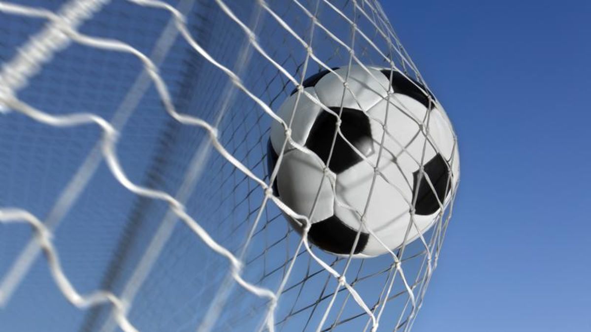 Central Alberta soccer fans celebrate Canada’s return to grandest stage | rdnewsnow.com