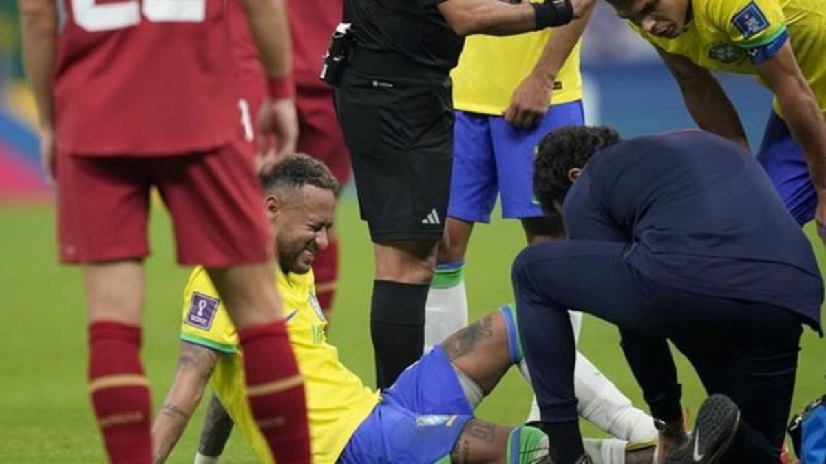 Crying Neymar injures ankle during Brazil’s World Cup win | paNOW