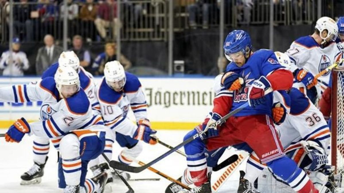 Oilers score 4 times in third period to defeat Rangers | EverythingGP