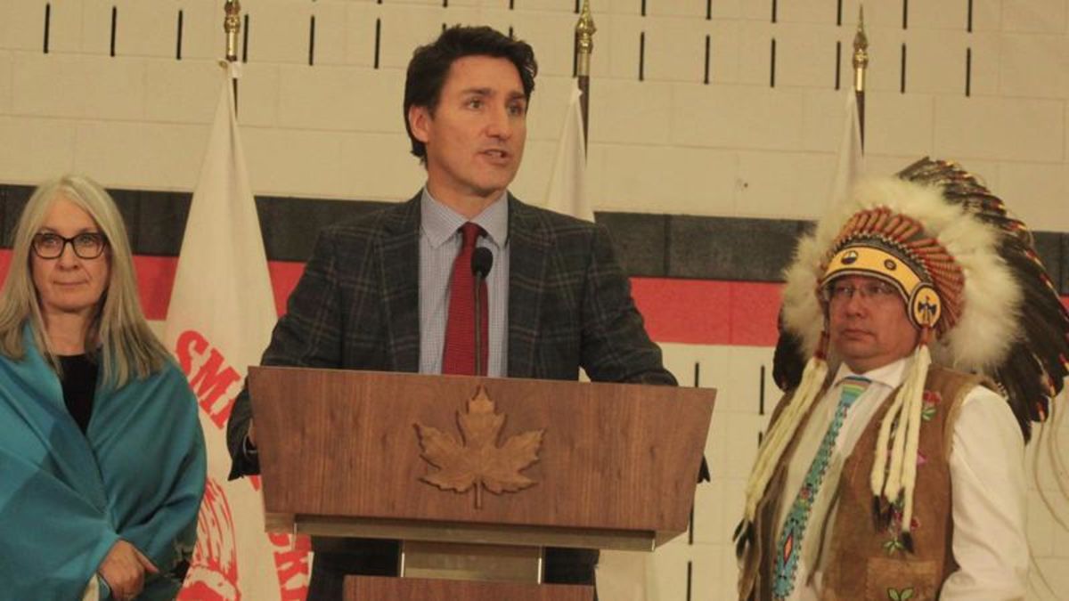 Trudeau pays respects to stabbing victims at James Smith Cree Nation ...