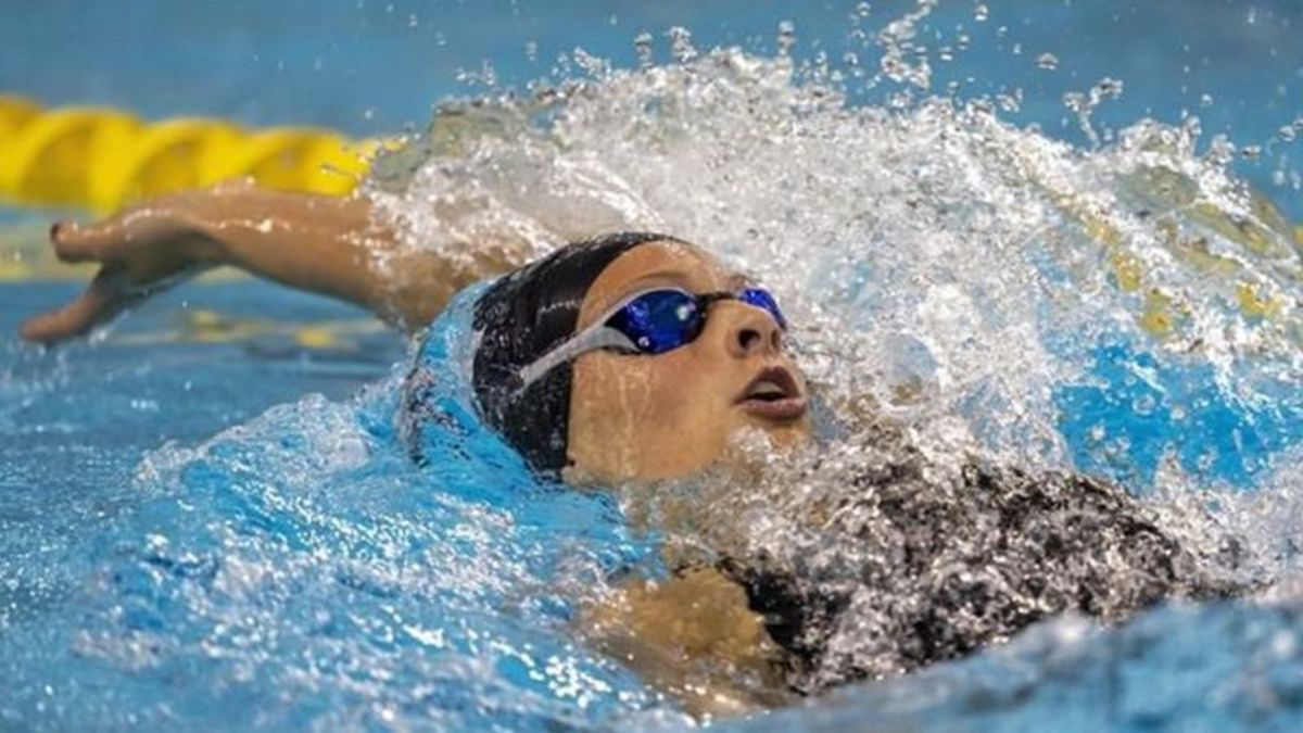 Another Canadian and world junior record for swimmer Summer McIntosh ...