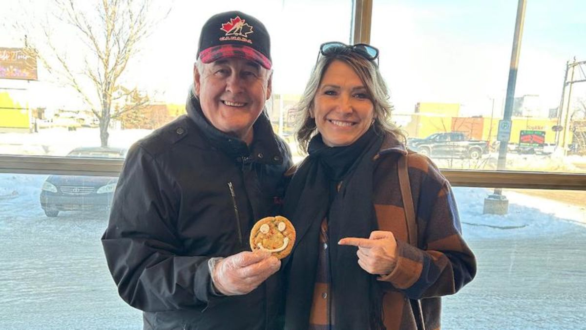 Prince Albert woman delivers a $1,000 worth of smiles | paNOW