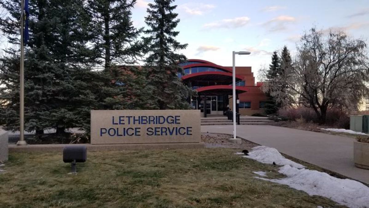 Lethbridge man charged in connection with convenience store robbery ...