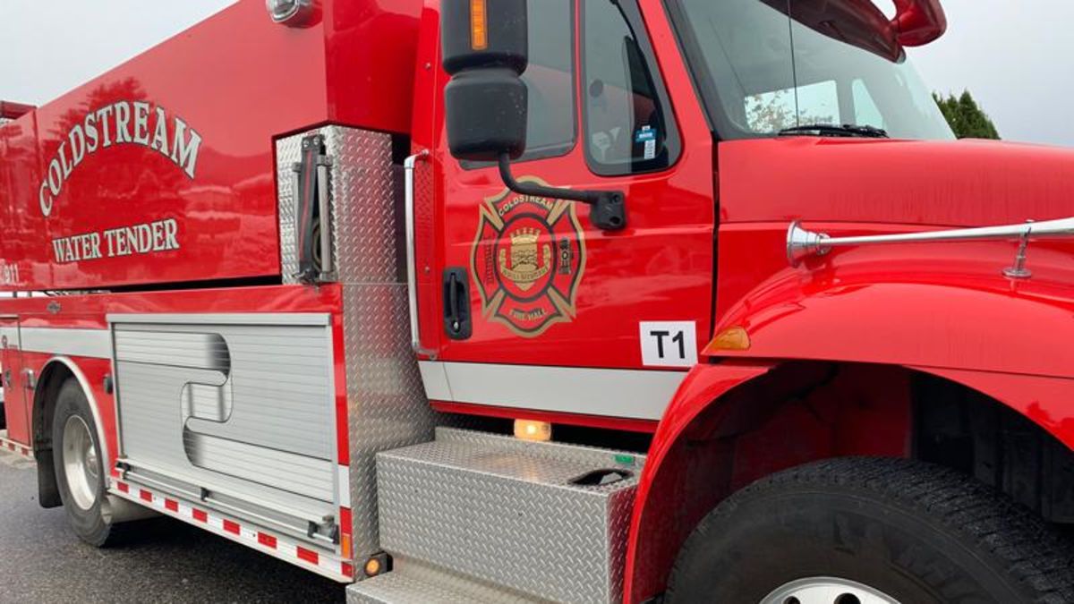 Firefighter recognized for 35 years of service | Vernon Matters