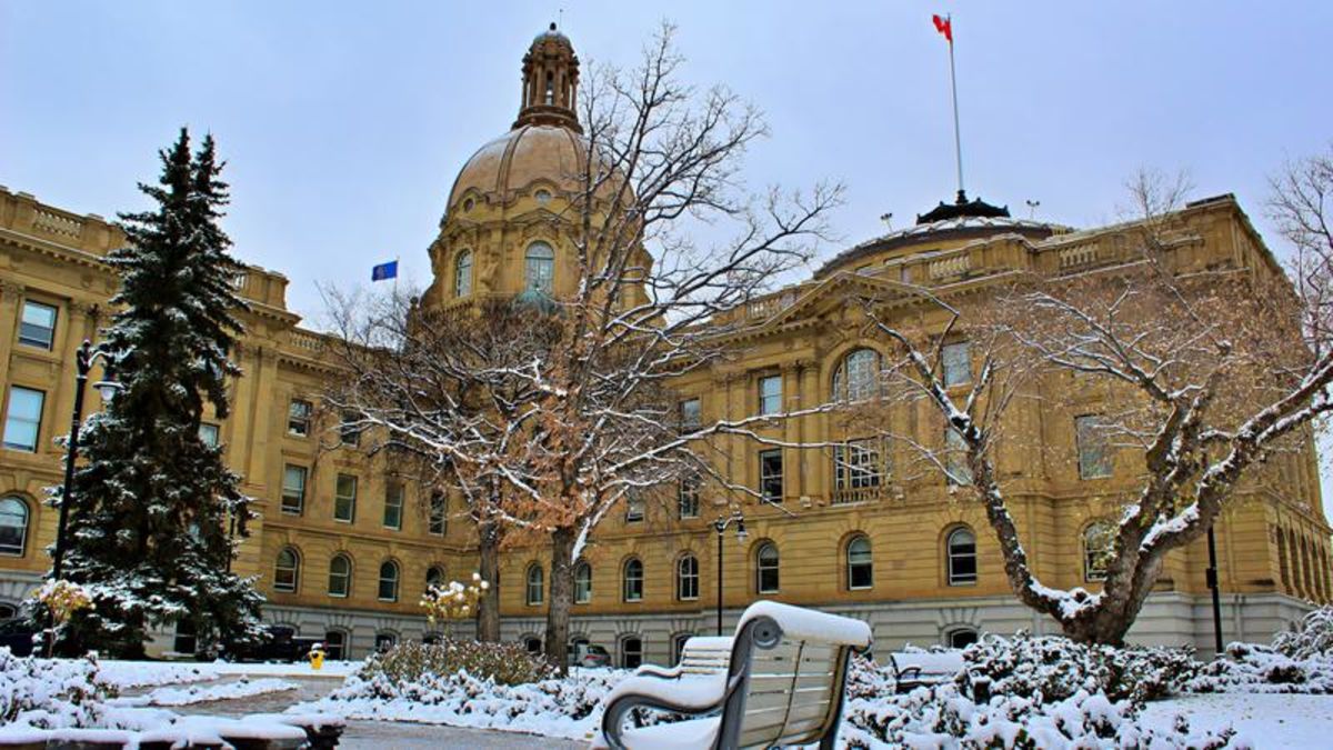 Provincial government seeking input on Alberta judges’ compensation ...