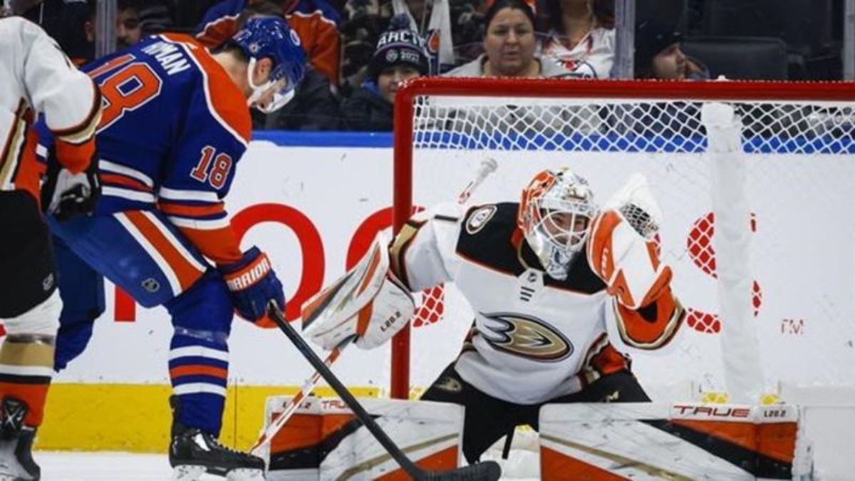 Dostal makes 46 saves as visiting Anaheim Ducks down Edmonton Oilers ...