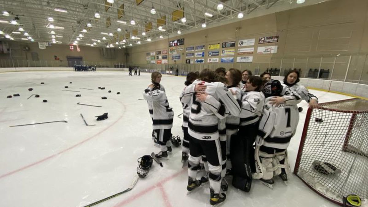 North Zone Kings claim 2022 KIBIHT ‘AA’ title; Chestermere Lakers win ...