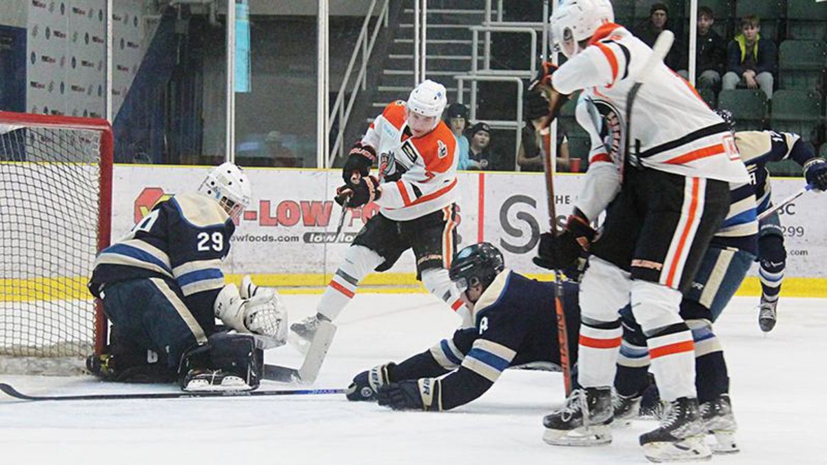 Clippers top players provide the offense in a 4-3 win over the Rivermen ...