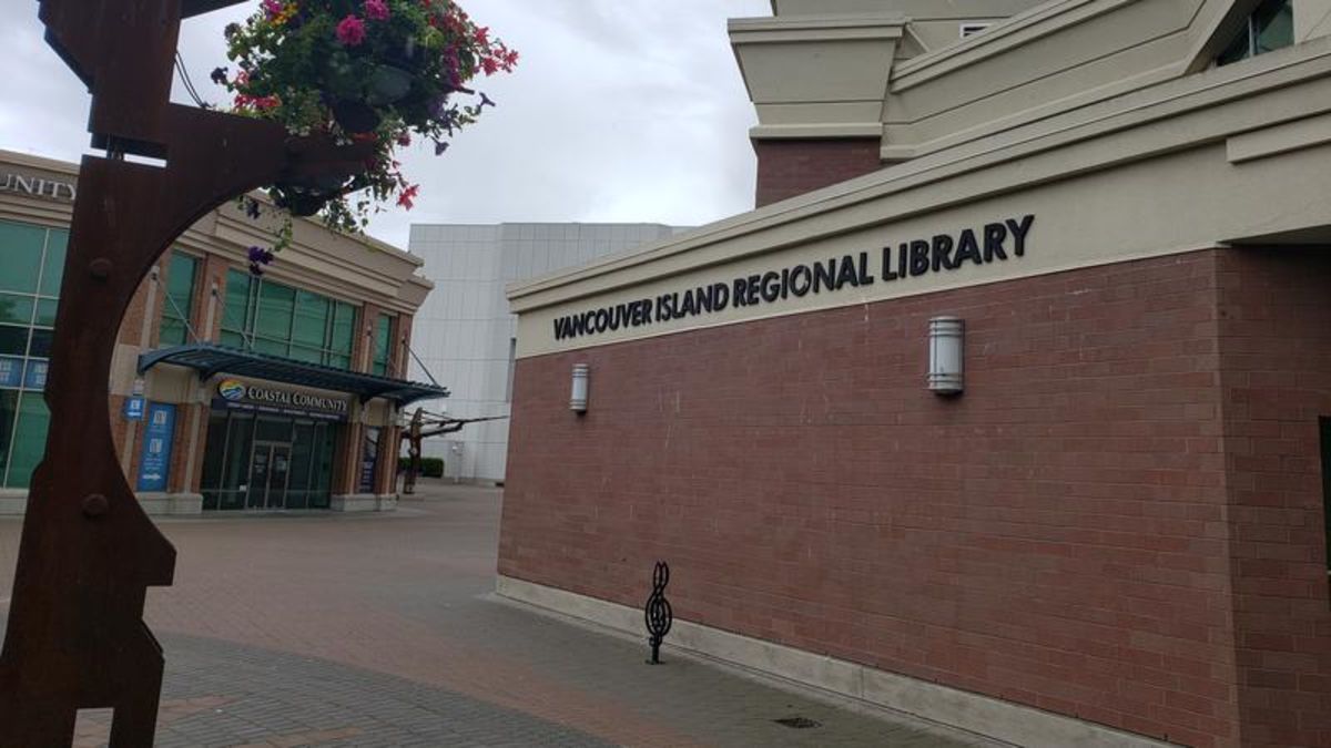 ‘We’ve cleared your record:’ Vancouver Island Regional Library goes ...