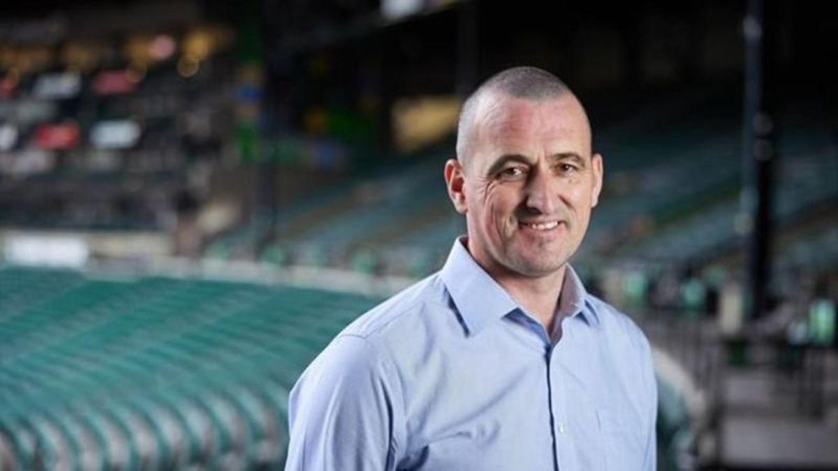 Former Canada assistant coach takes over as head coach of the NWSL ...