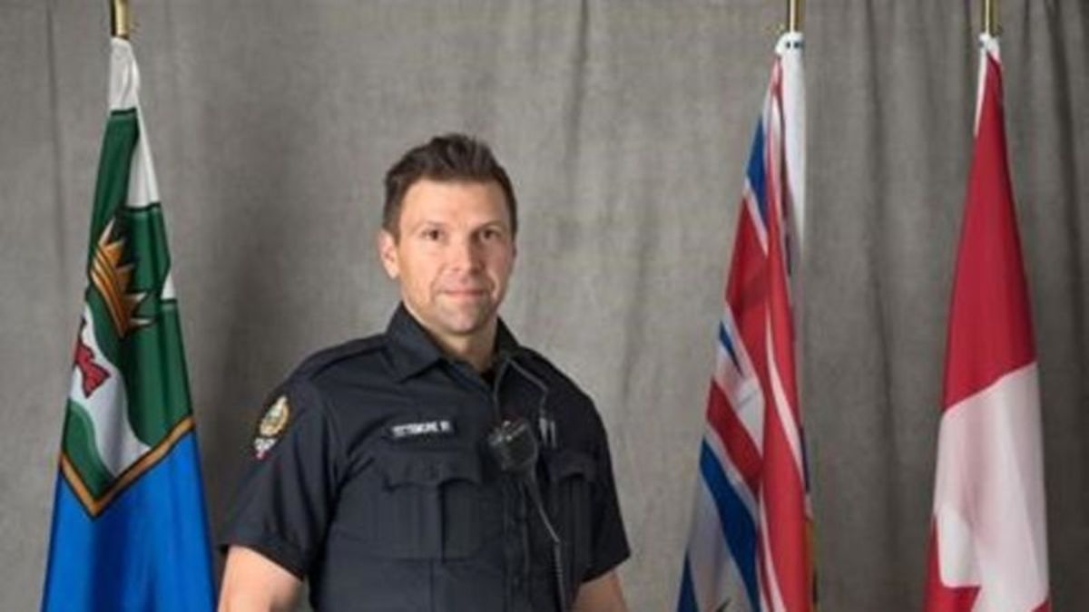 Dozens of rescuers scrambled to save officers in deadly B.C. avalanche ...