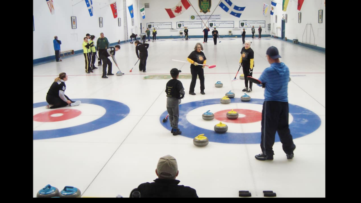 Meadow Lake Curling Club’s Junior Learn to Curl | meadowlakeNOW