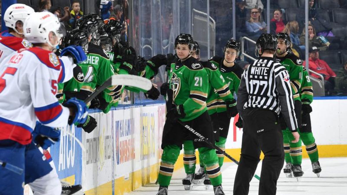 Goldsmith OT hero, Raiders sweep season series over Oil Kings | paNOW