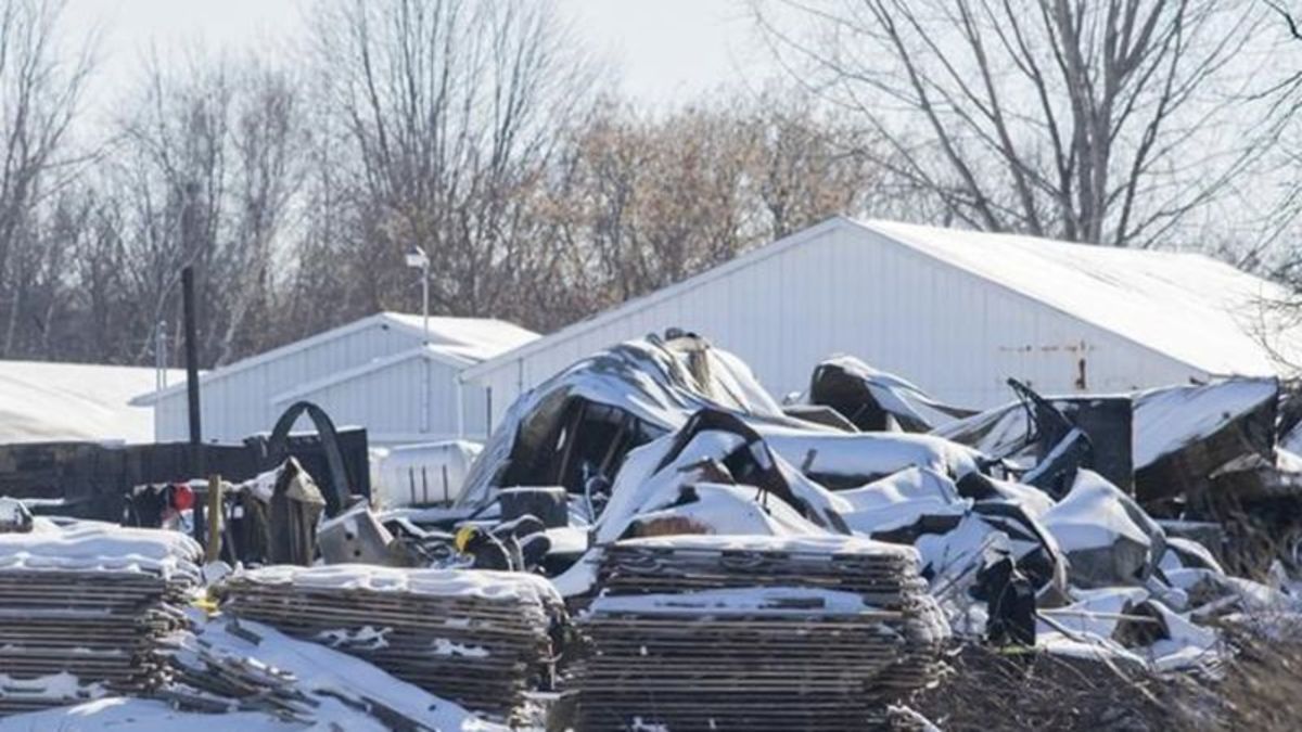 Police search for answers at ‘vast’ Quebec explosion site where three ...
