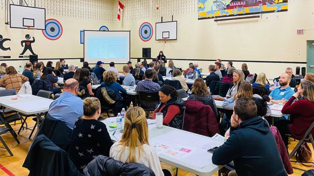 Aspiring Leaders program focuses on fostering effective relationships ...