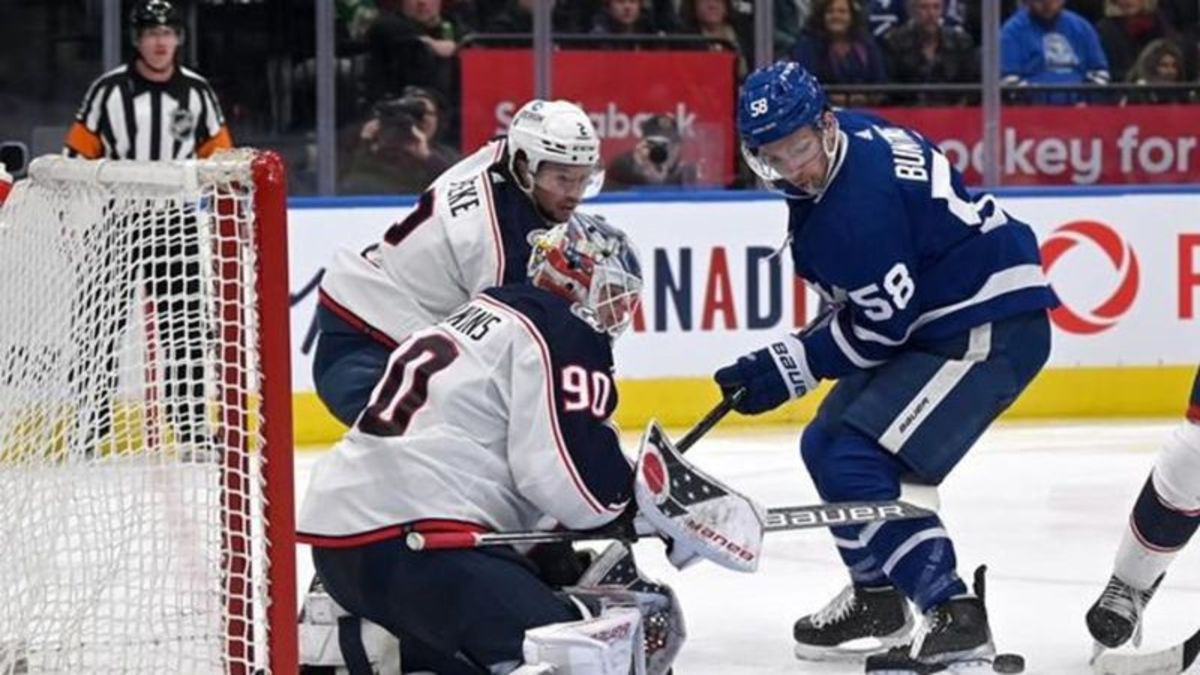 Blue Jackets down Maple Leafs 4-3 to spoil Woll’s home debut and split ...