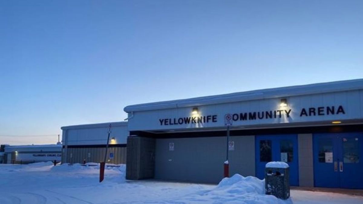 ‘Ripple effects:’ Yellowknife sporting clubs on time out during labour ...