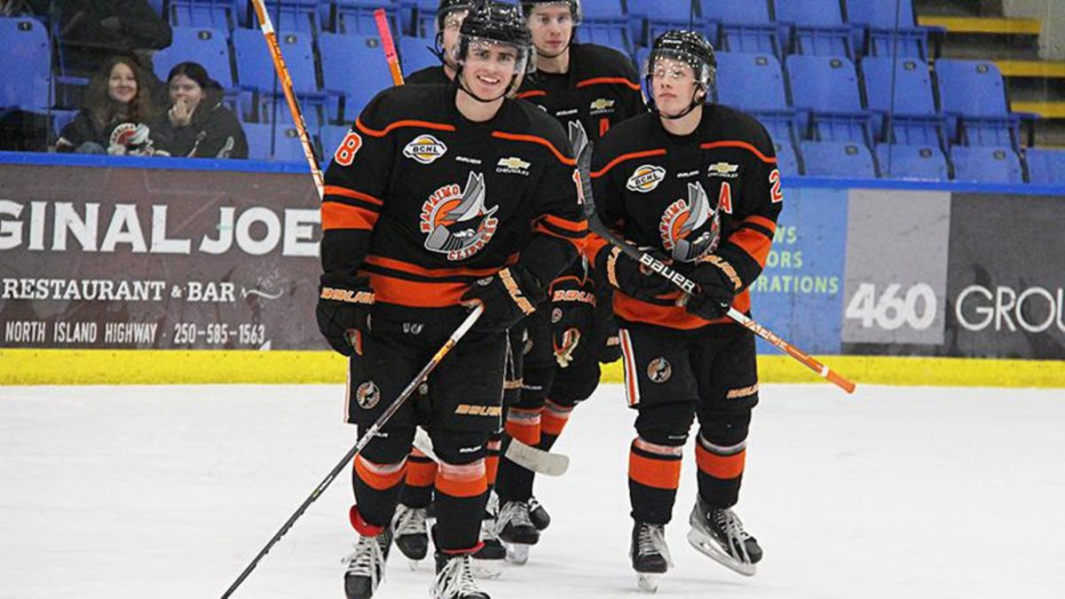 Clippers lose exciting OT thriller 6-5 to Chiefs | 88.5 The Beach