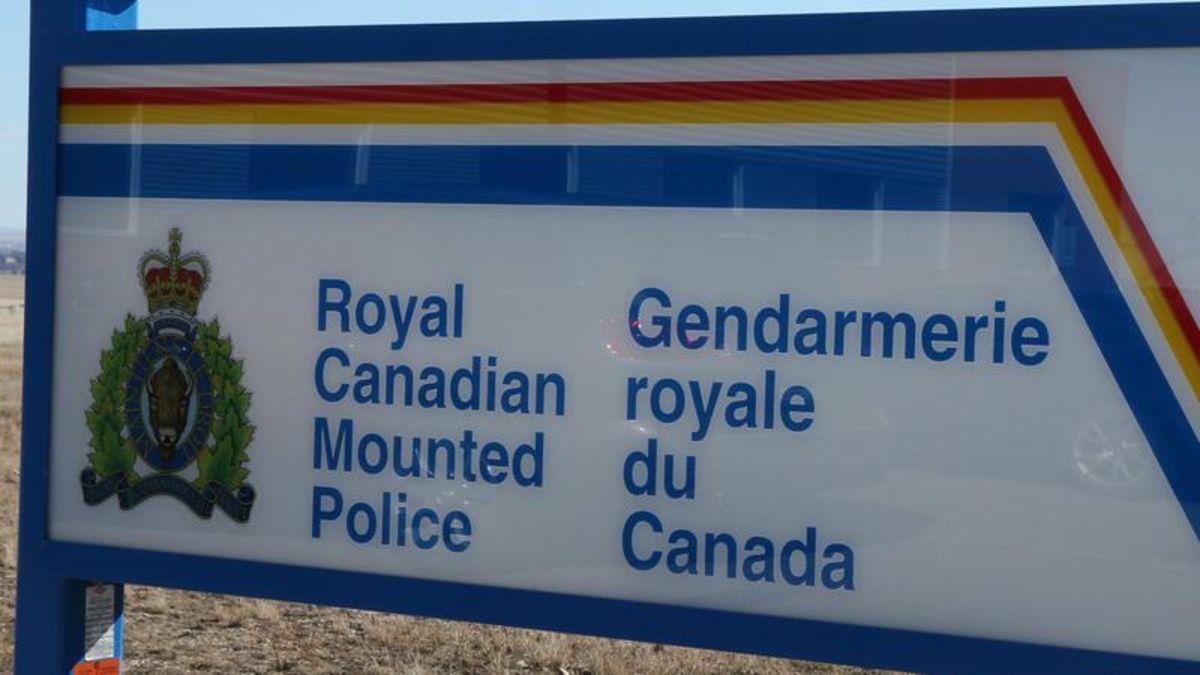 RCMP warn about fake gold, electronics scams | CHAT News Today