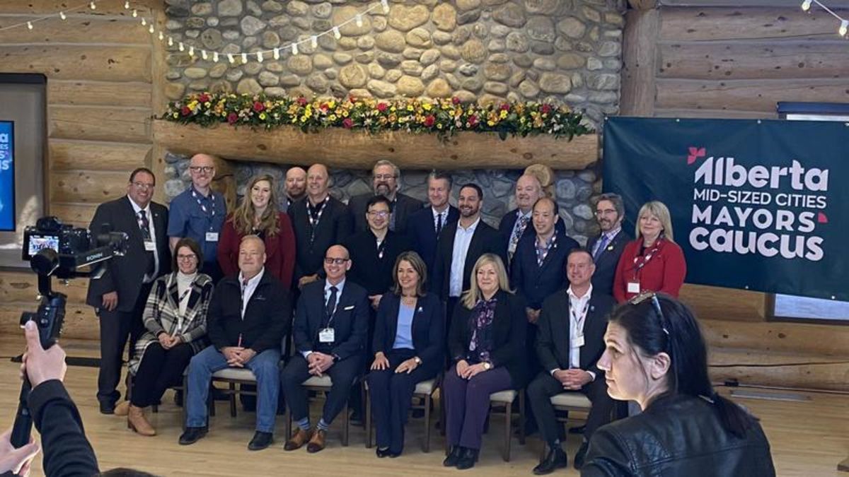 Mid-sized Cities Mayors’ Caucus wants answers from and better relationship with province ...