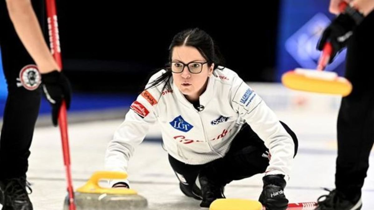 Canada’s Einarson falls 8-5 to Norway in women’s curling world ...