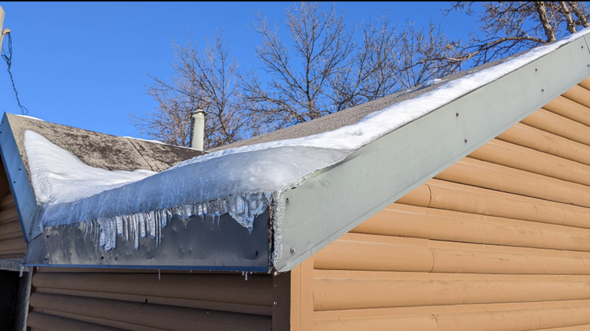 Impending meltdown poses risk of ice damming | paNOW