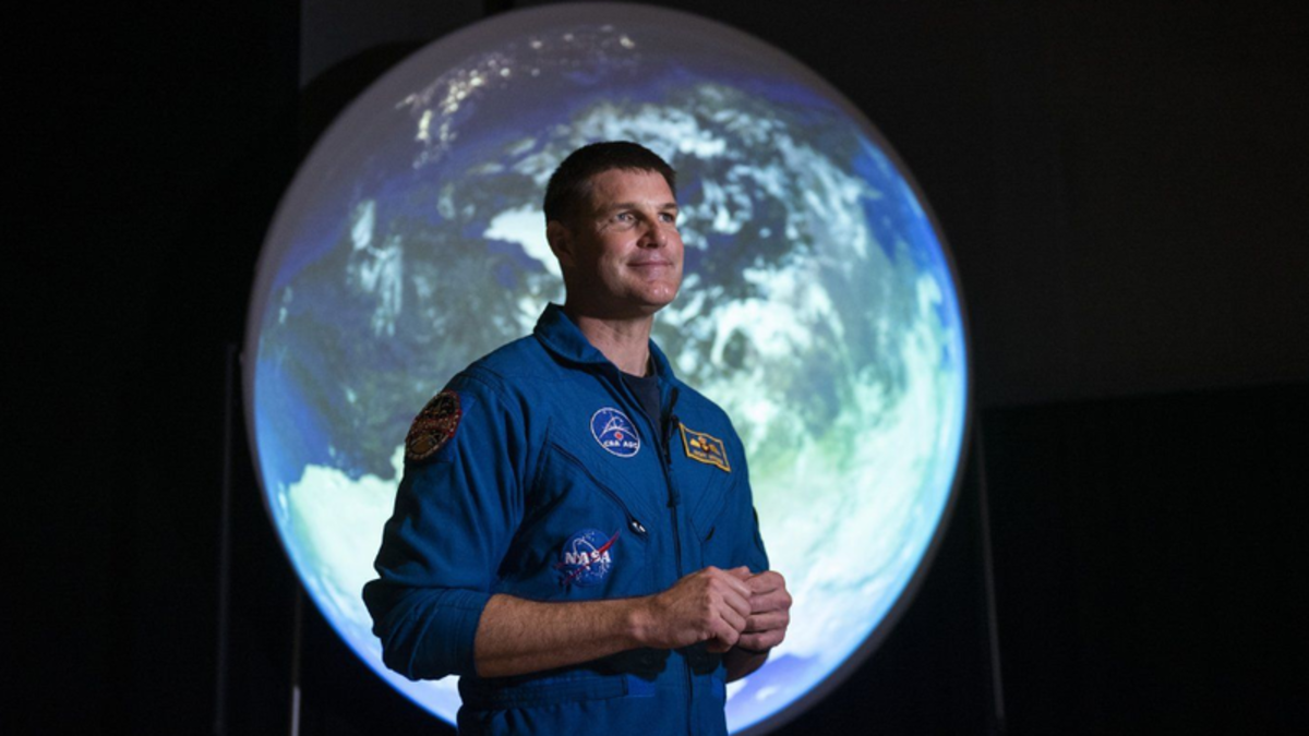 NASA, CSA name Jeremy Hansen to be first Canadian to encircle the moon ...