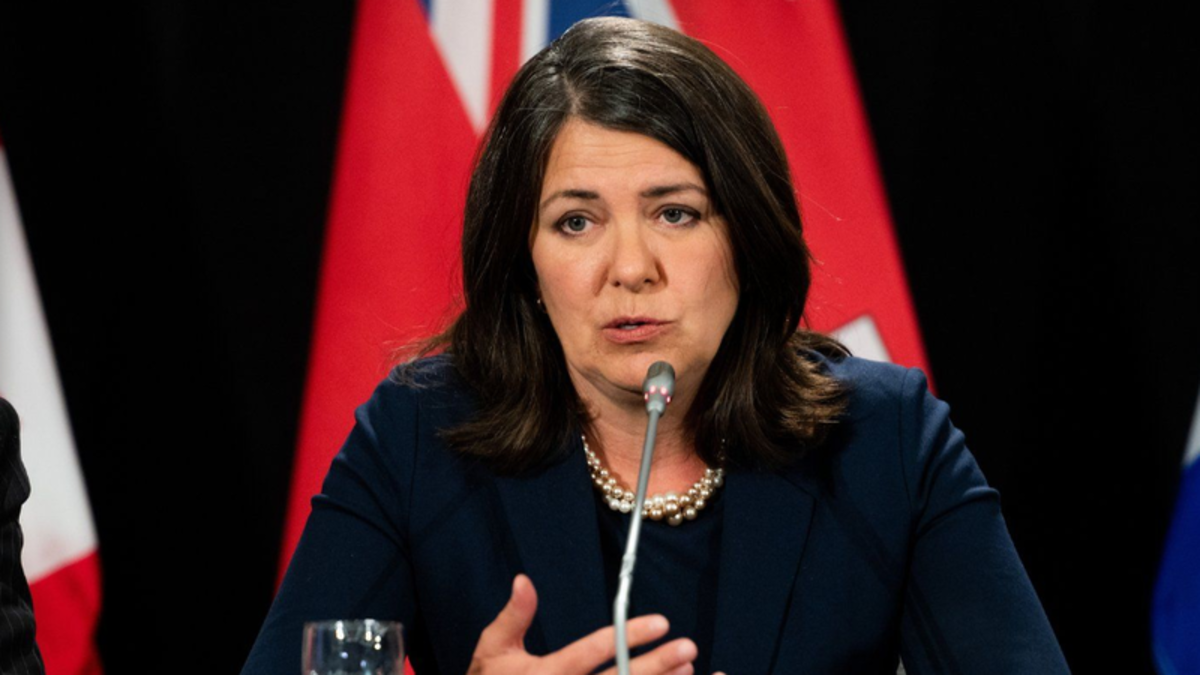 Alberta Premier Smith says UCP paying for possible defamation lawsuit ...