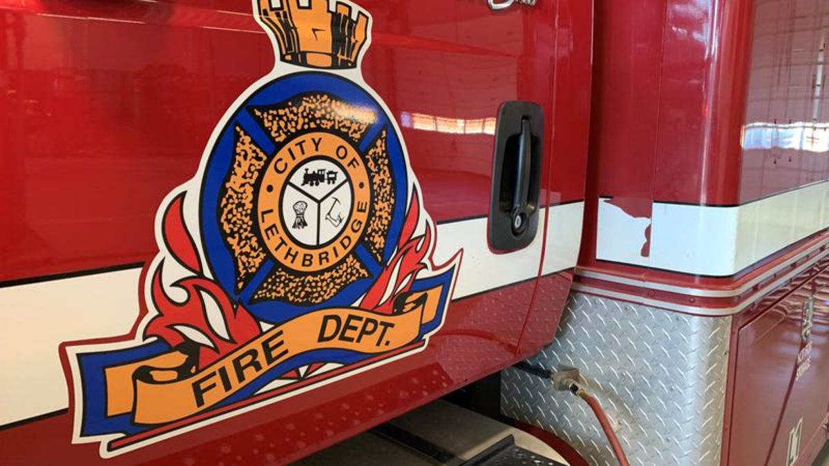 Lethbridge fire crews respond to late night house fire | Lethbridge ...