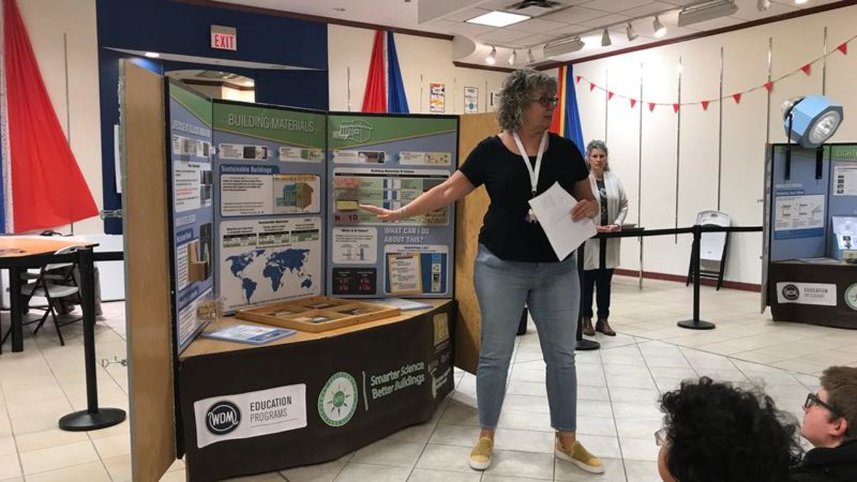 Science Centre hosts energy efficiency exhibit for Grade 7 students | paNOW