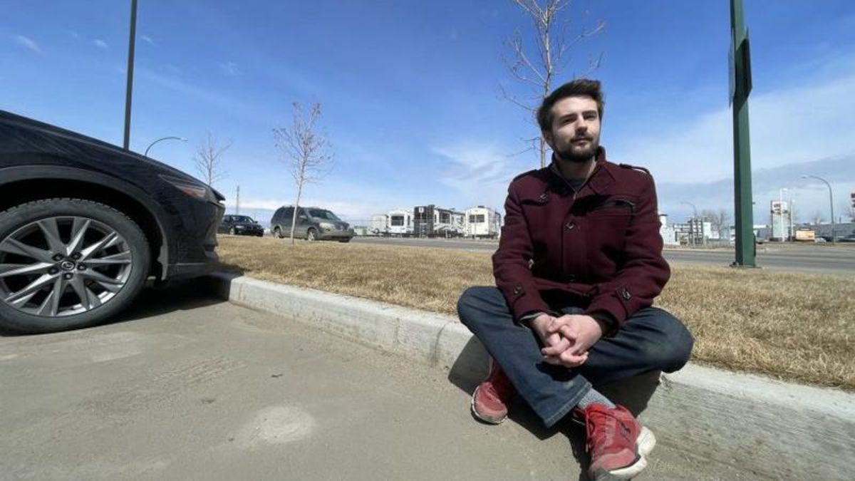 ‘At least I lived:’ Warman man survives major wreck with just scrapes ...