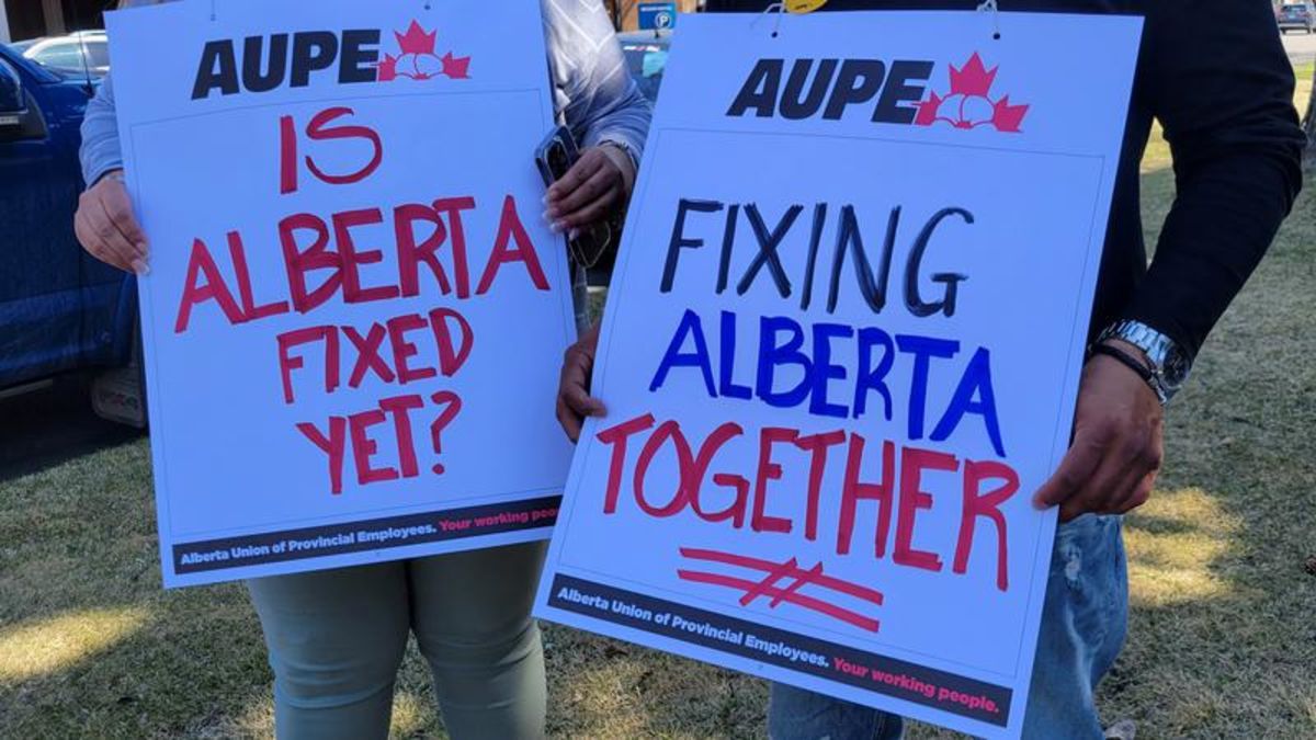 AUPE members rally in Lethbridge | Lethbridge News Now