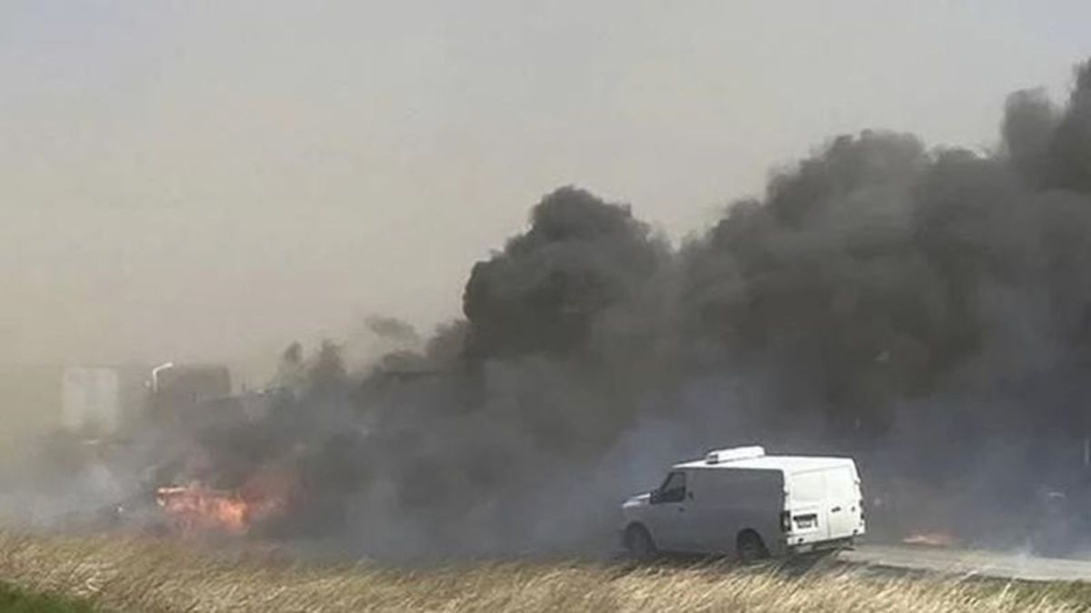 ‘Multiple fatalities’ on Illinois highway following crashes | rdnewsnow.com ‘Multiple fatalities’ on Illinois highway following crashes | rdnewsnow.com