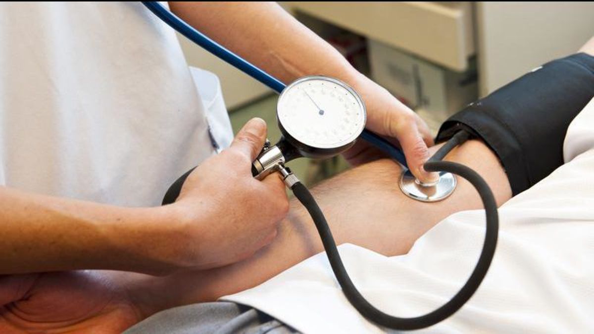 NDP Leader Rachel Notley promises healthcare improvements on second day ... NDP Leader Rachel Notley promises healthcare improvements on second day ...