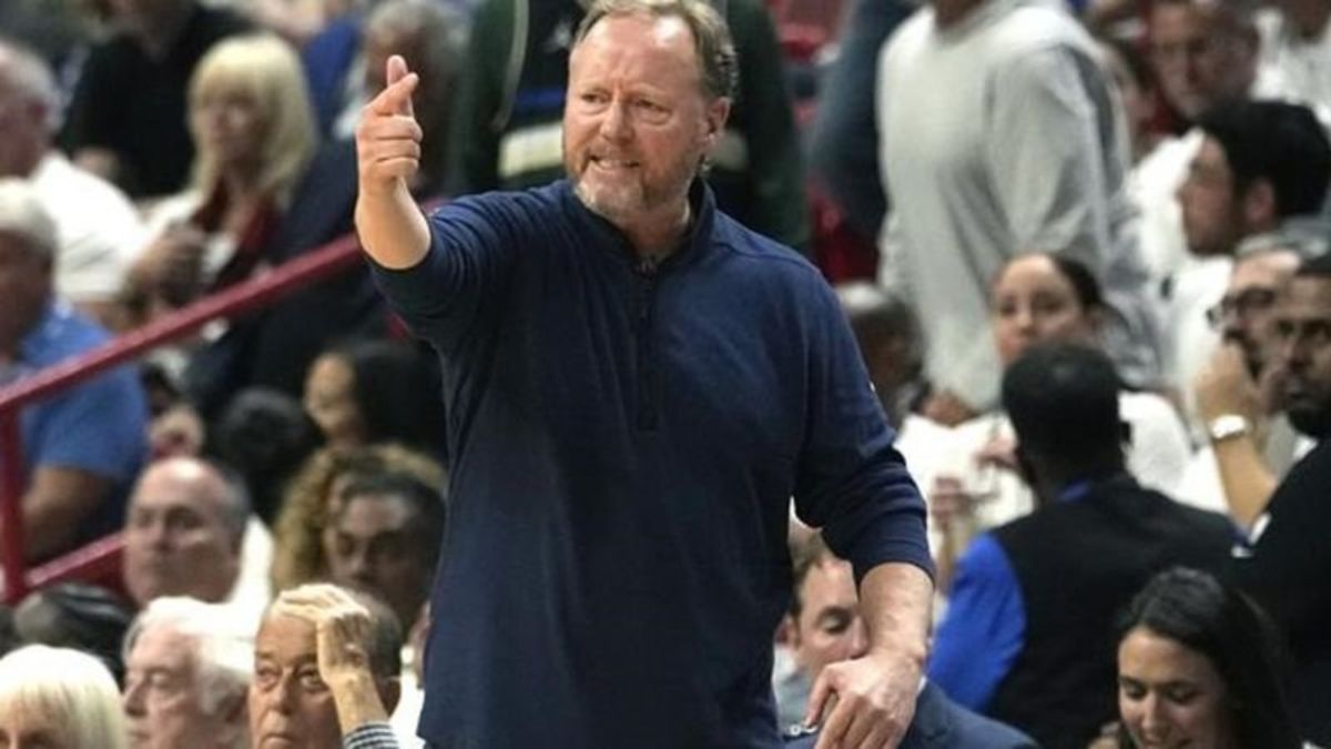 Bucks fire Budenholzer as coach after early playoff exit | rdnewsnow.com