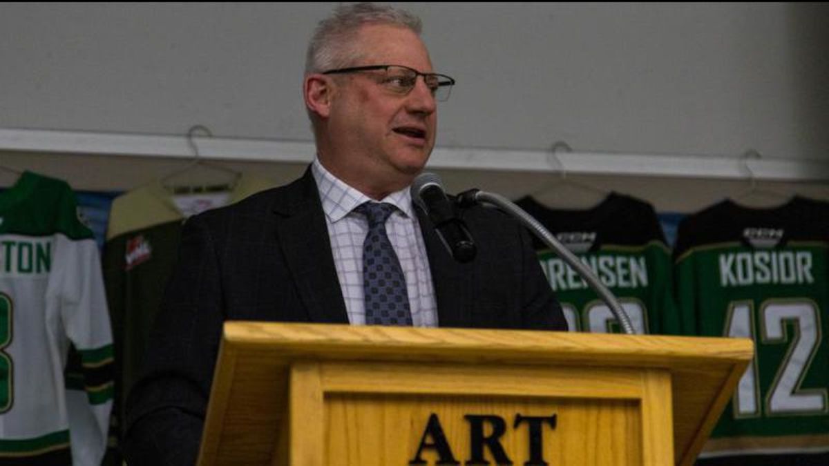 Raiders start draft day strong with top defensemen, set-up man, and ...
