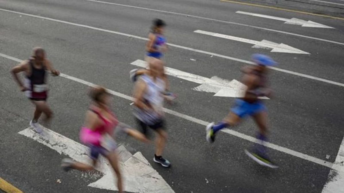 Toronto Marathon founder apologizes to runners for poor race experience ...