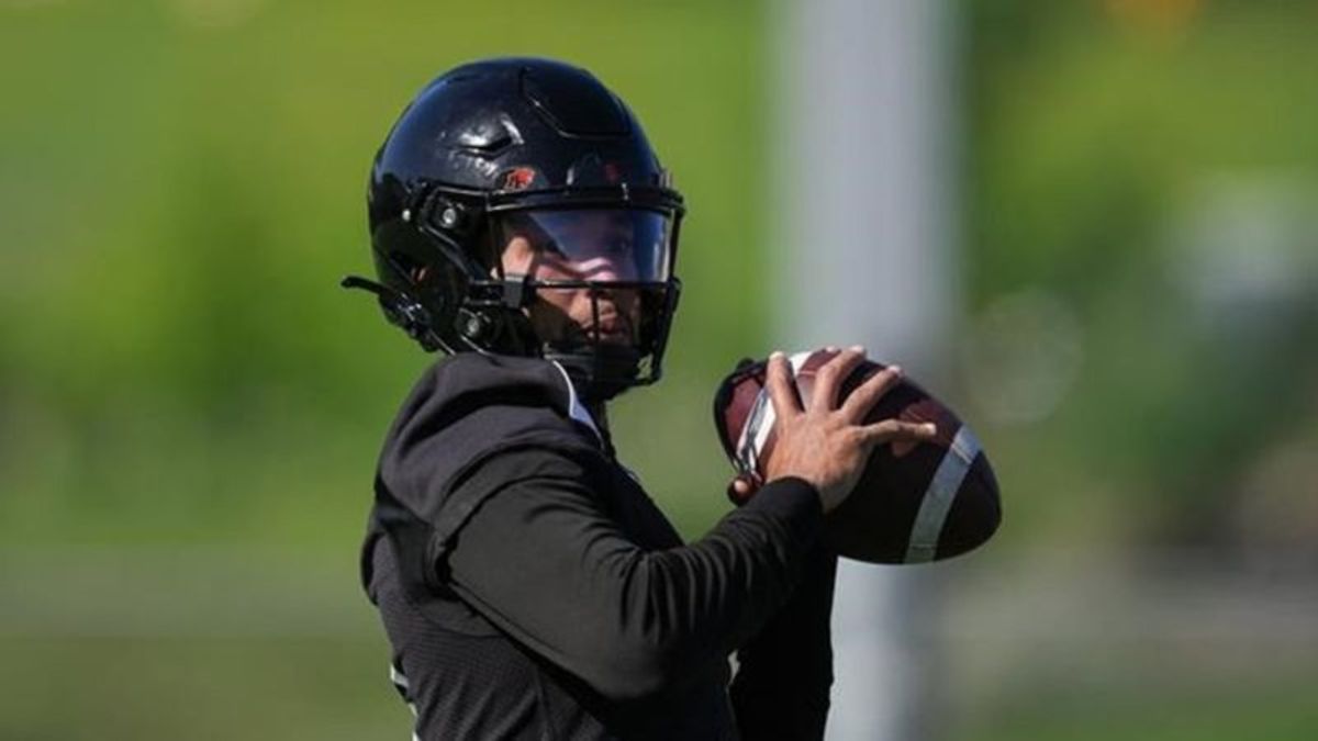 BC Lions put faith in Vernon Adams as team moves on from record-setting ...